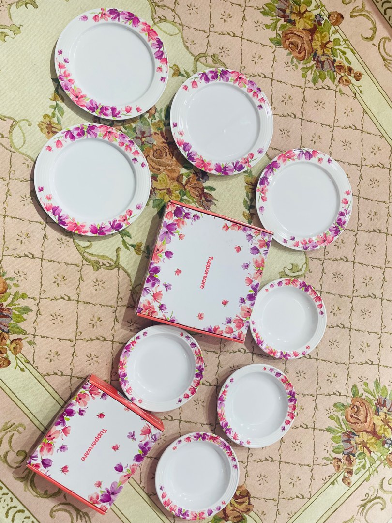 Tupperware Melamine Pinggan 8 pcs Limited Edition RM130, Furniture ...