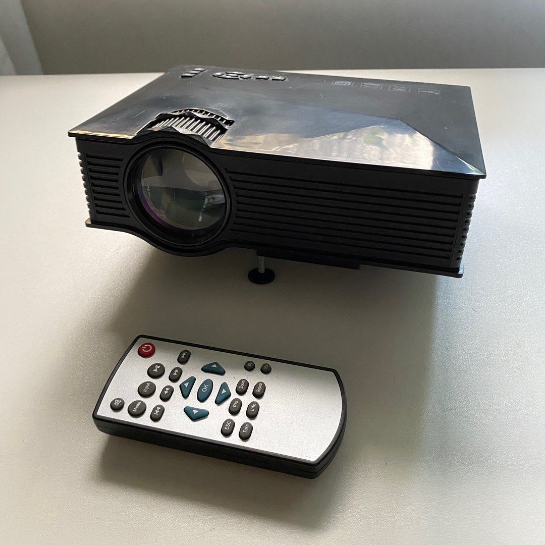 UNIC UC68 Mini Wifi Projector Portable 1080p, TV & Home Appliances, TV ...