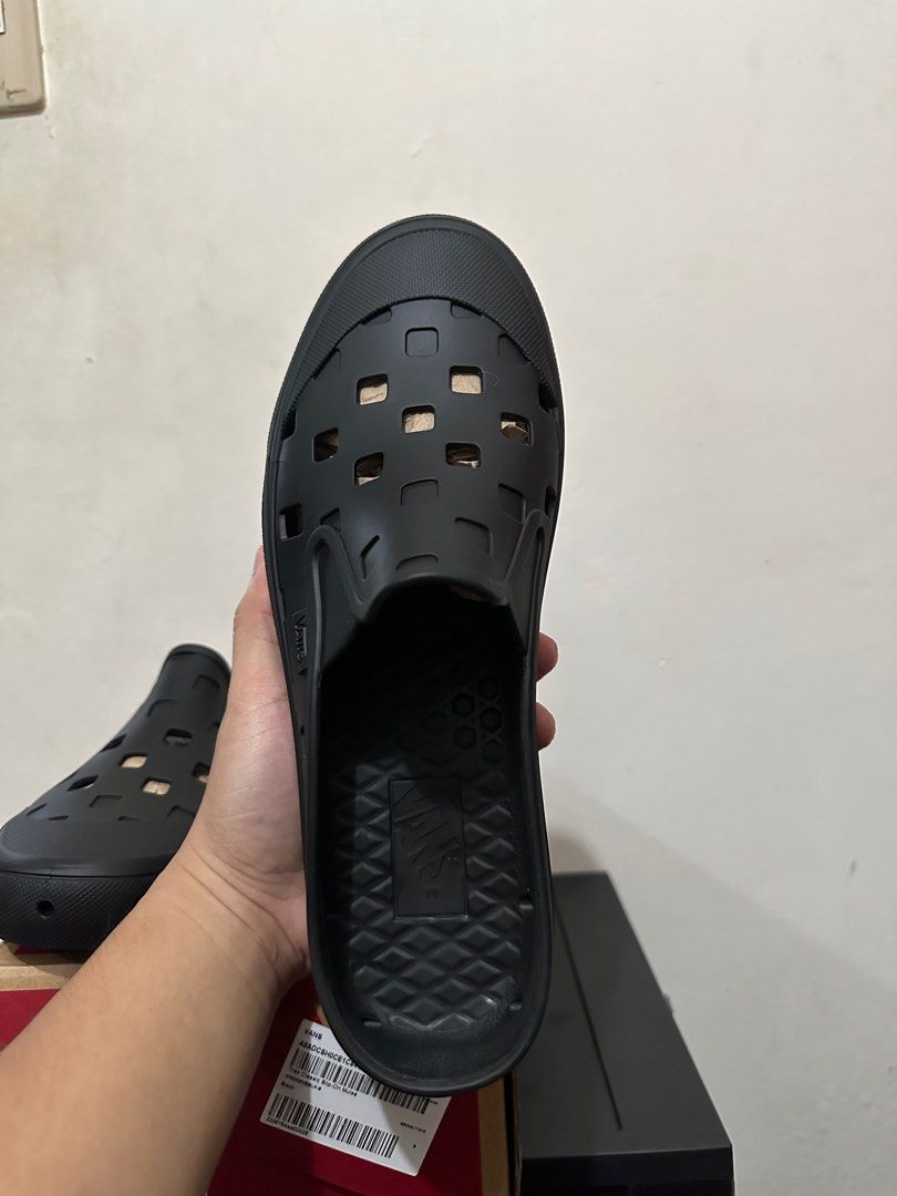 Vans Slip-On Mule Trek Black on Carousell