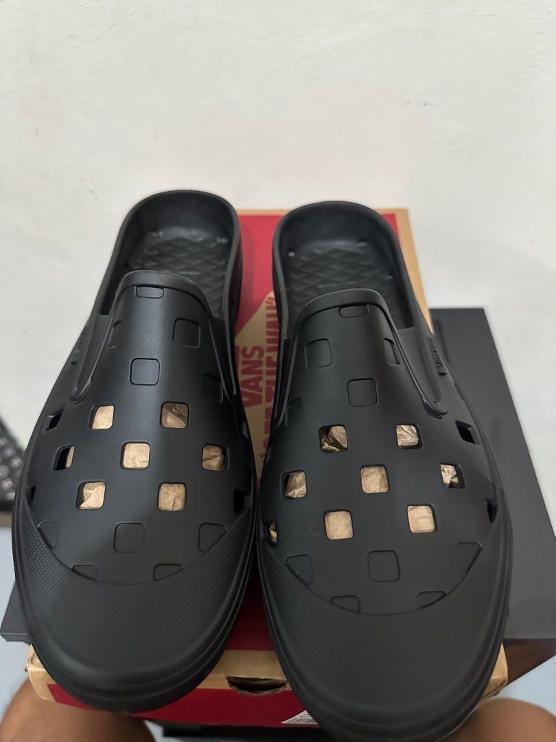 Vans Slip-On Mule Trek Black on Carousell