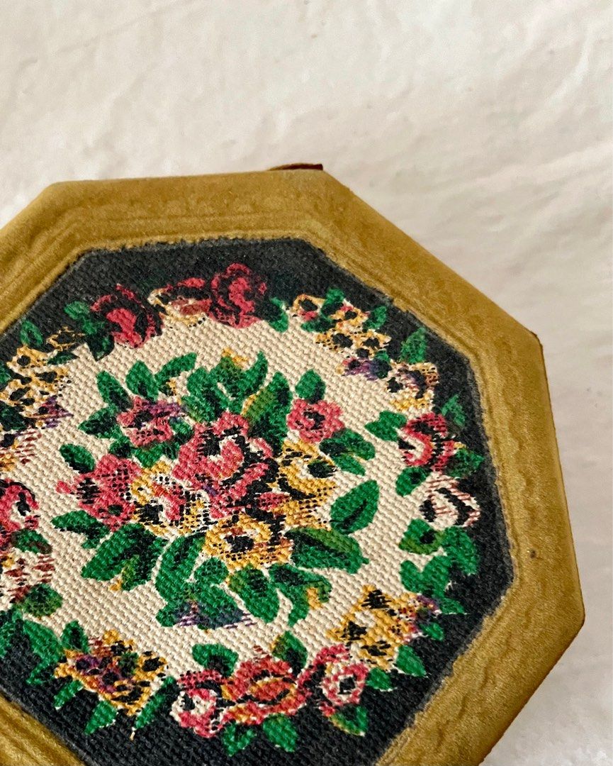 Vintage Octagon Jewelry Box, Hobbies & Toys, Collectibles & Memorabilia ...