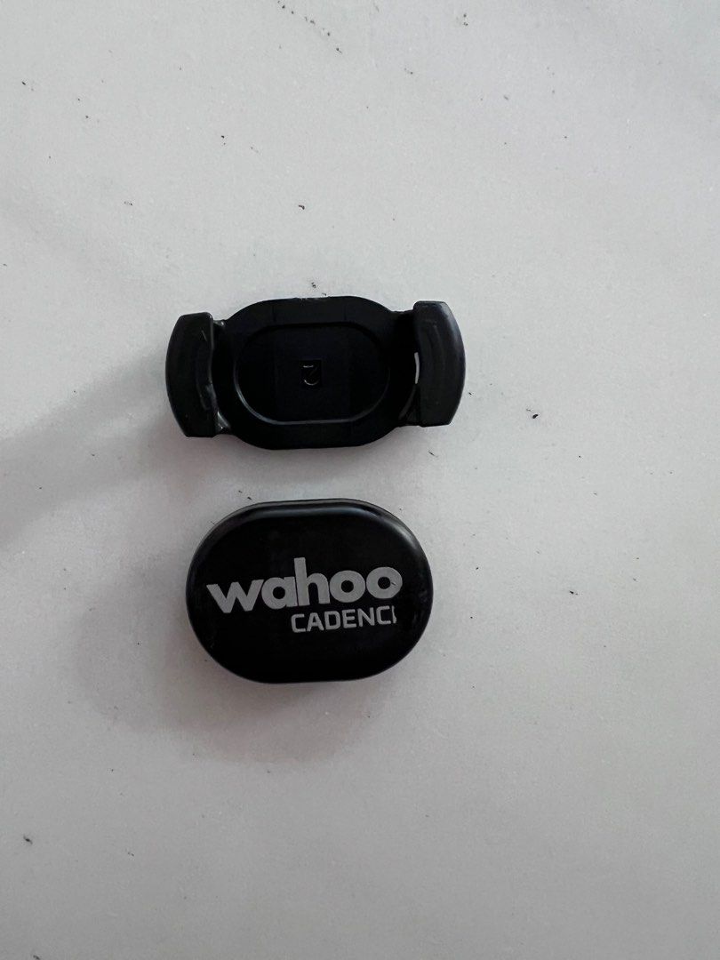 Wahoo cadence sensor, Sports Equipment, Bicycles & Parts, Parts ...