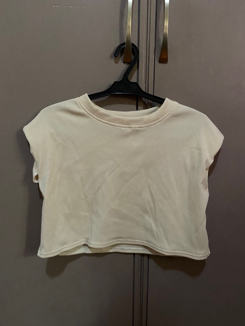 White simple top on Carousell