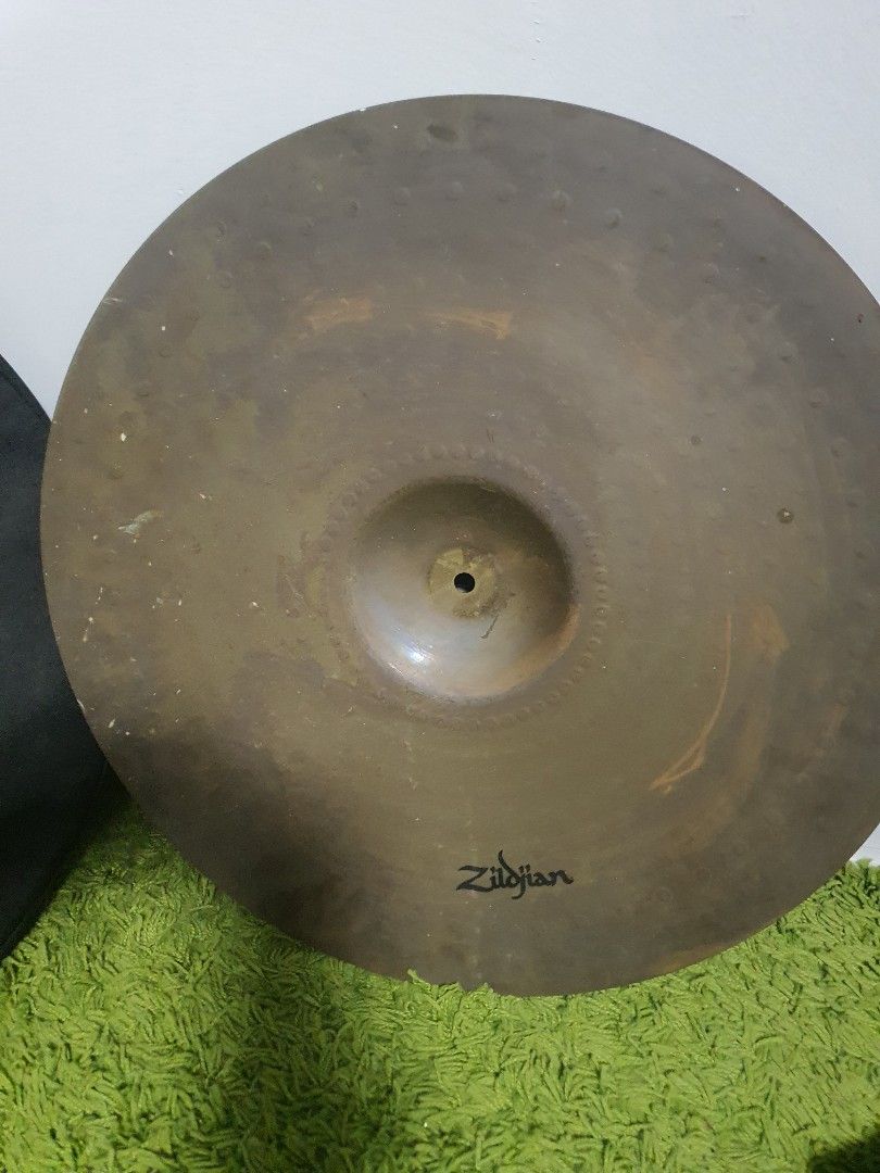 Zildjian Symbol, Hobbies & Toys, Music & Media, Musical Instruments on ...