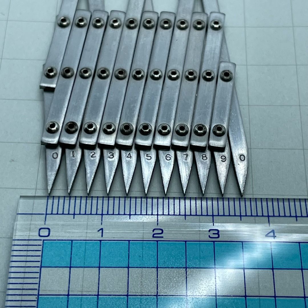 10 Point Divider DIEQUAL Made in Japan new, Hobbies & Toys, Stationery ...