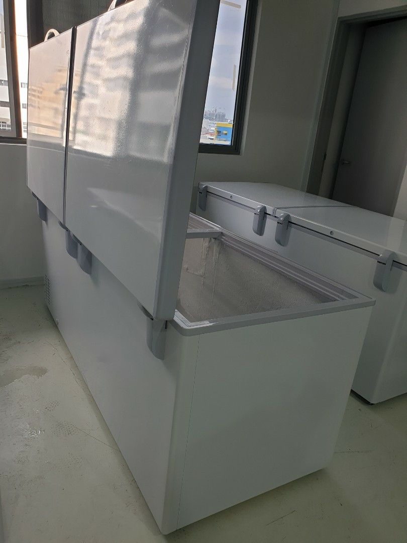 700l Chest Freezer 2 door, TV & Home Appliances, Kitchen Appliances ...