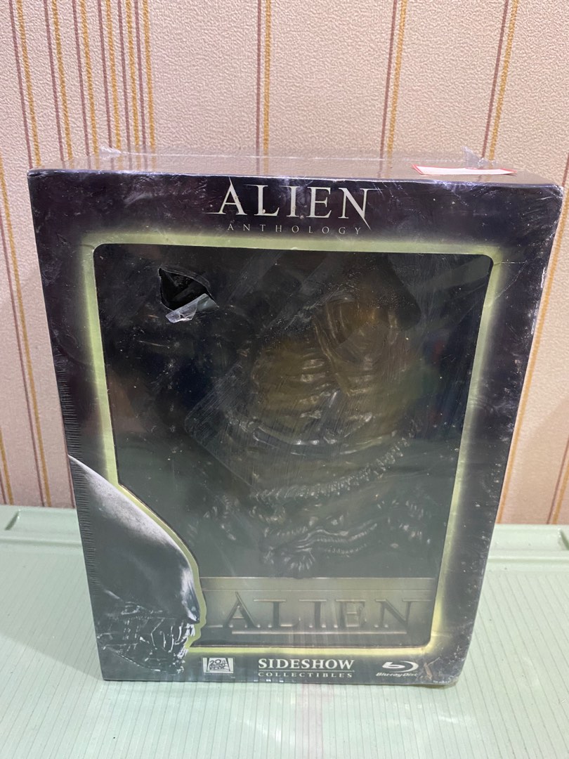 Alien Anthology Sideshow Collectibles Collectors Edition Box Set ...