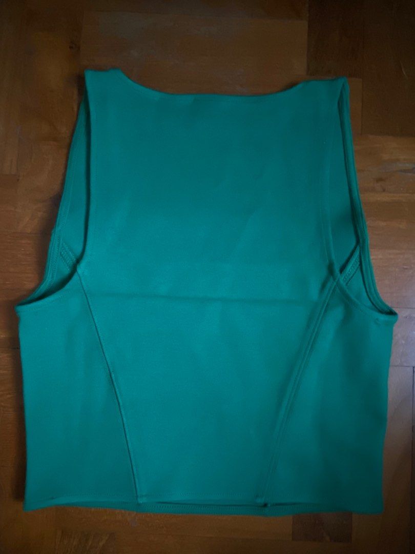 Aritzia Sunday Best Jagger Top, Women's Fashion, Tops, Sleeveless on ...