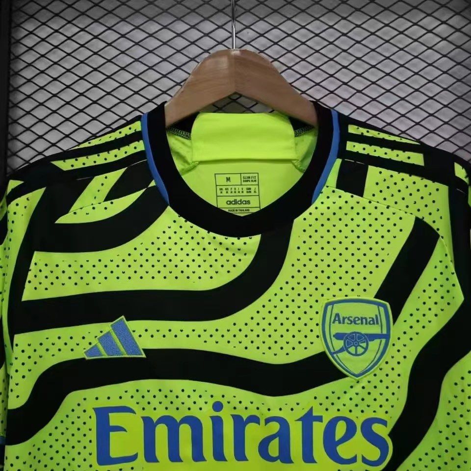 Arsenal Away Jersey 23/24, Men's Fashion, Activewear on Carousell