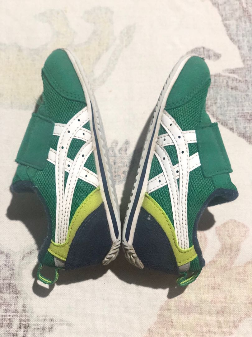 ASICS Baby Sneakers, Babies & Kids, Babies & Kids Fashion on Carousell