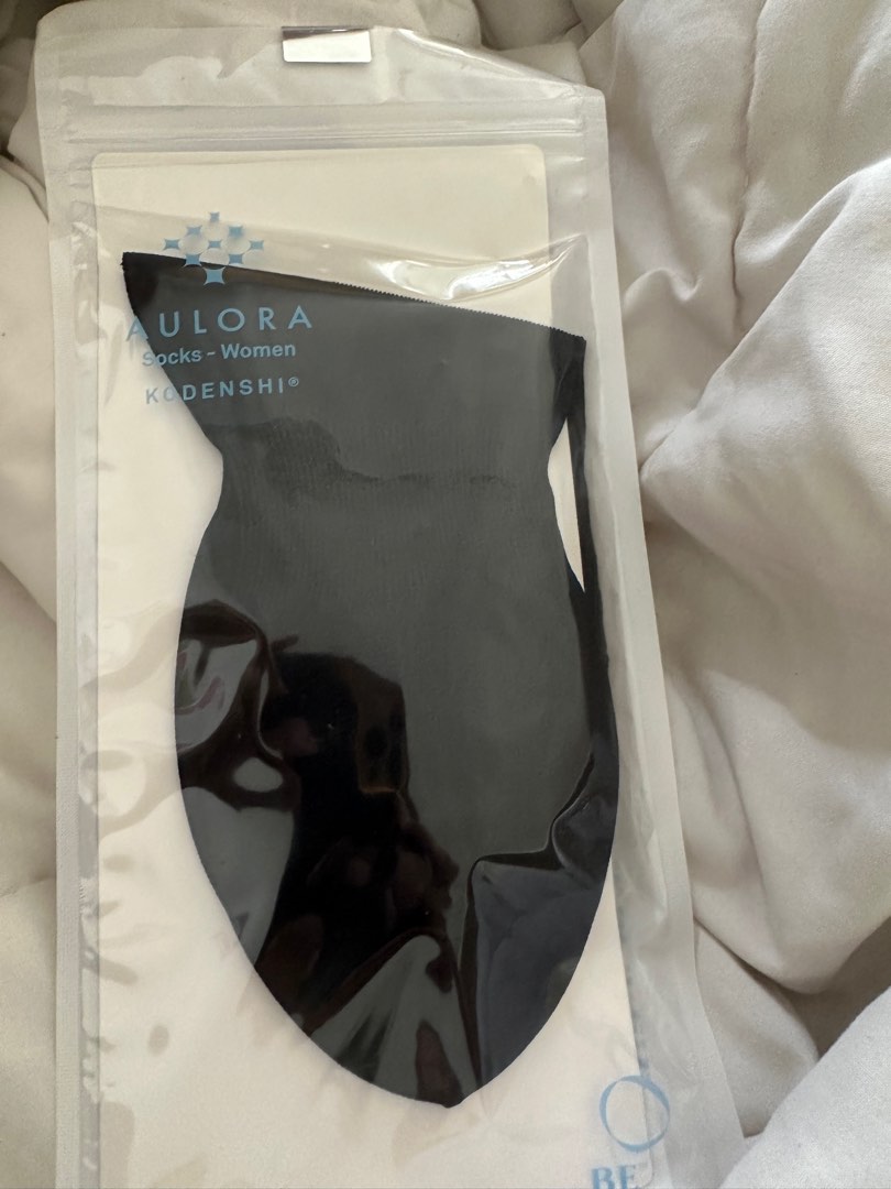 Aulora socks, Beauty & Personal Care, Foot Care on Carousell