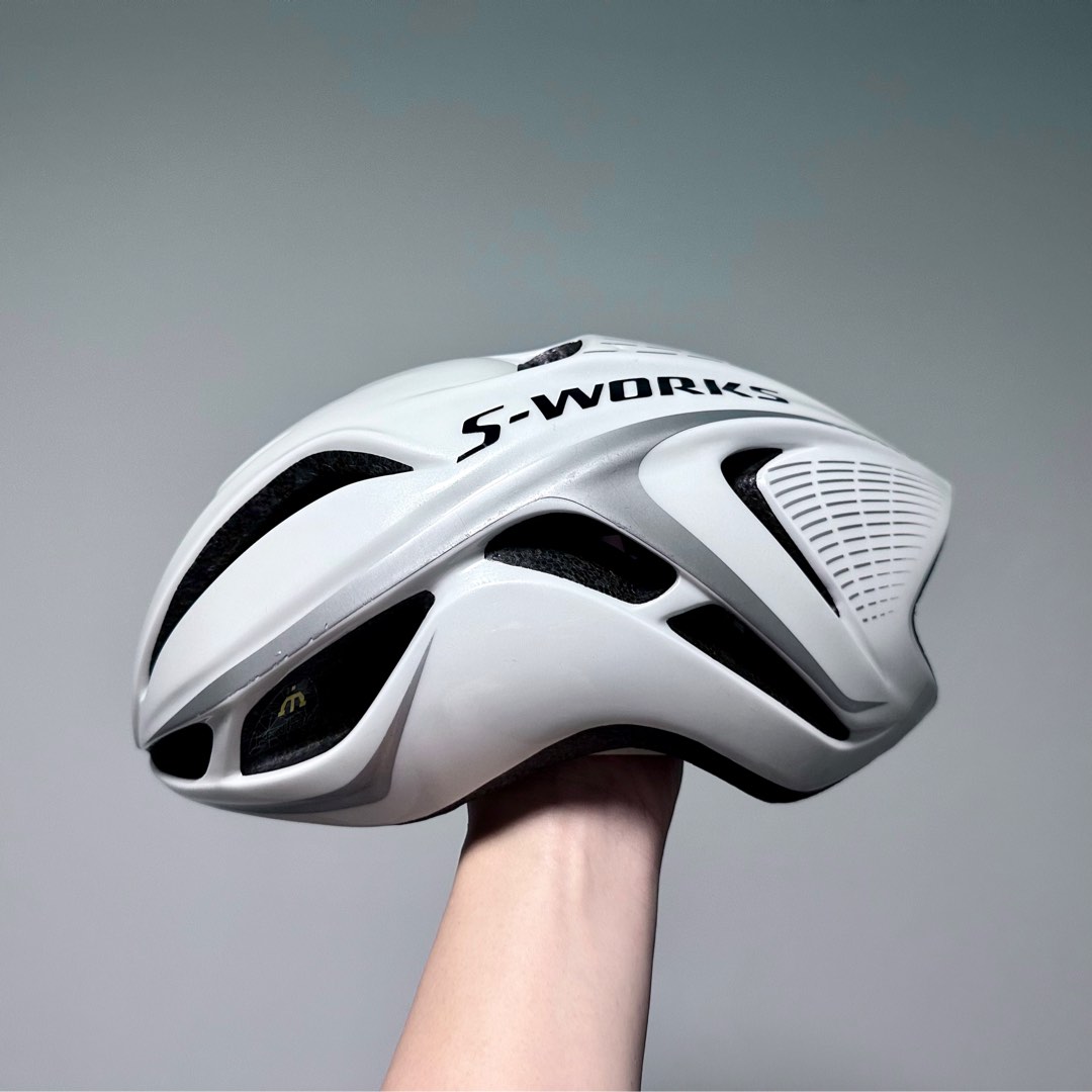 Authentic SWORKS Evade Helmet Large, Sports Equipment, Bicycles & Parts ...
