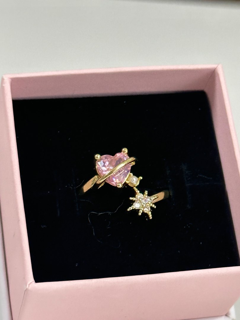Barbie pink diamond ring, Women's Fashion, Jewelry & Organisers, Rings ...