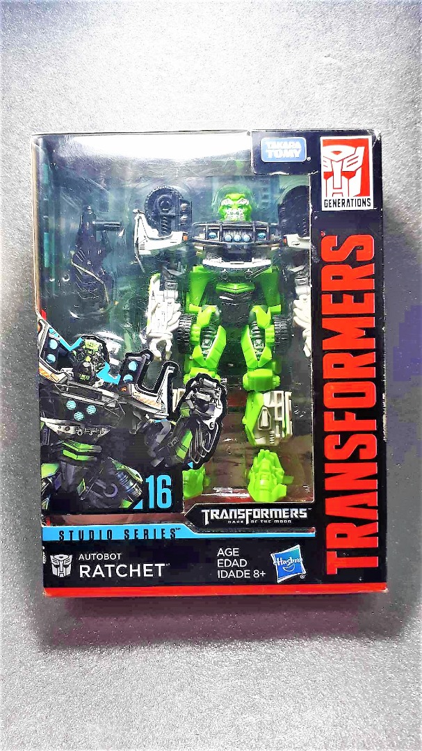 BIB Studio Series 16 RACHET Deluxe Hasbro Autobot Transformers on Carousell