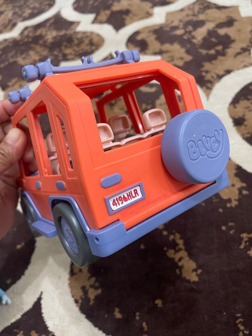 Bluey car playset, Hobbies & Toys, Toys & Games on Carousell