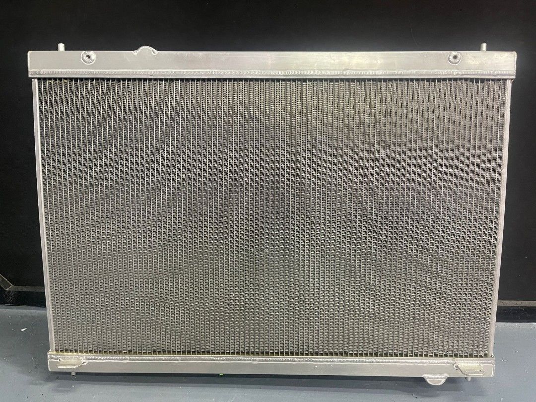 BNIB CBRD Speedfactory Racing Radiator For Nissan Skyline GTR R35, Car ...