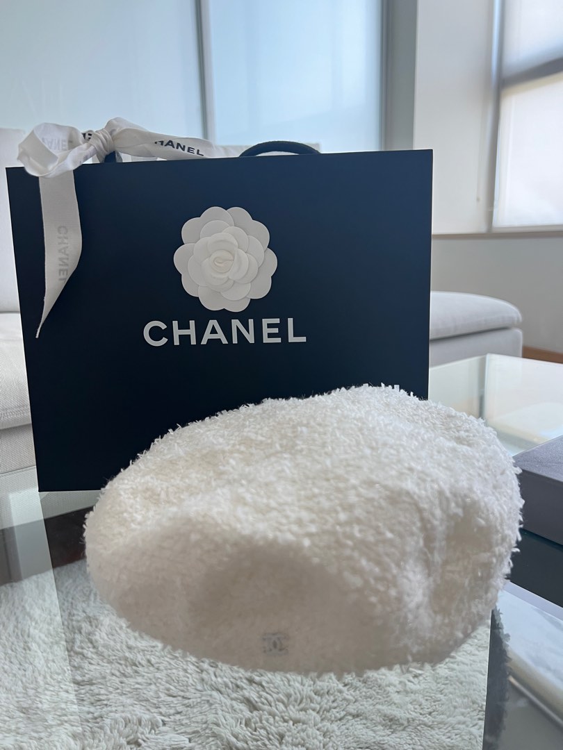 Chanel Beret hat white tweed, Luxury, Accessories on Carousell