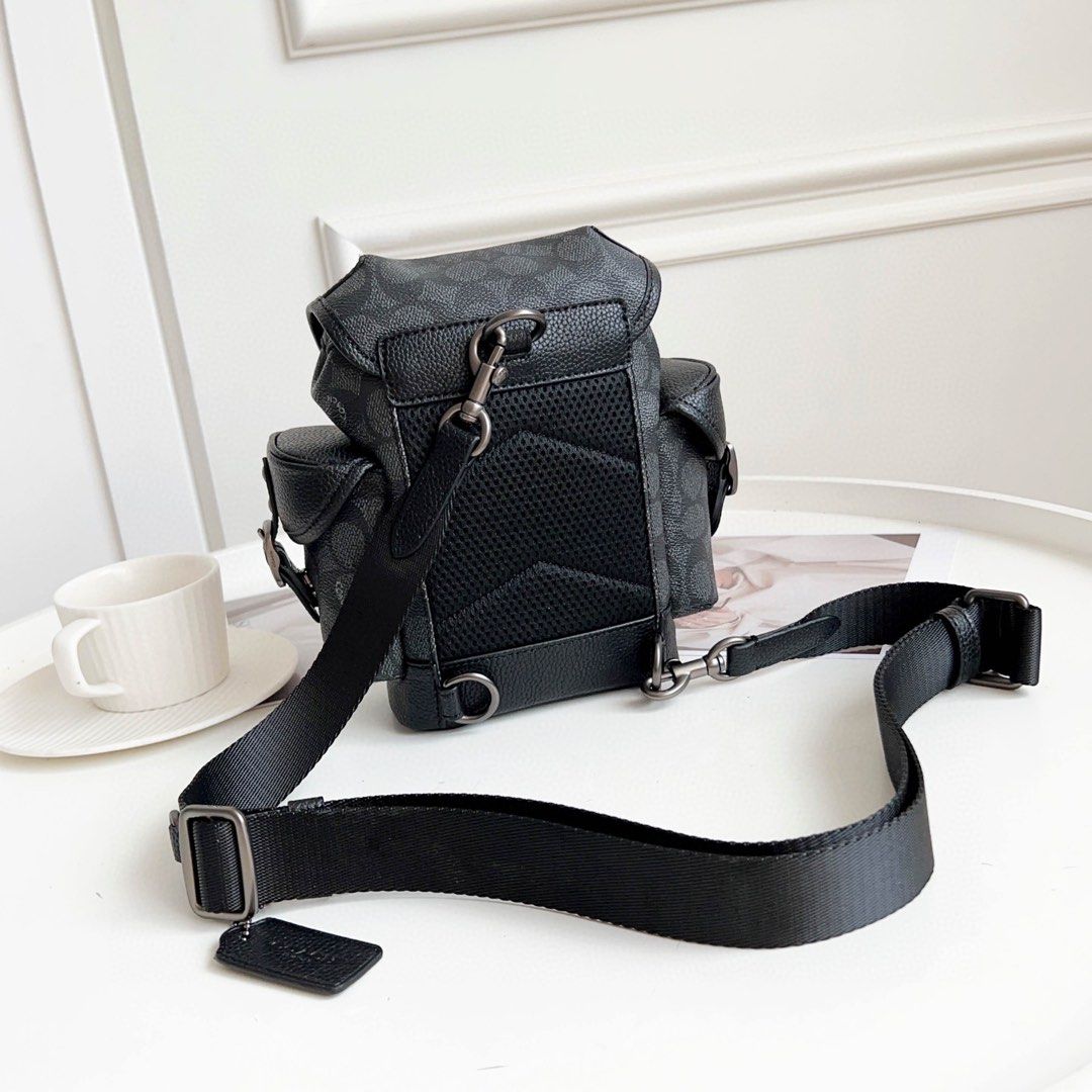 Coach CE506 Sling Bag, Men's Fashion, Bags, Sling Bags on Carousell