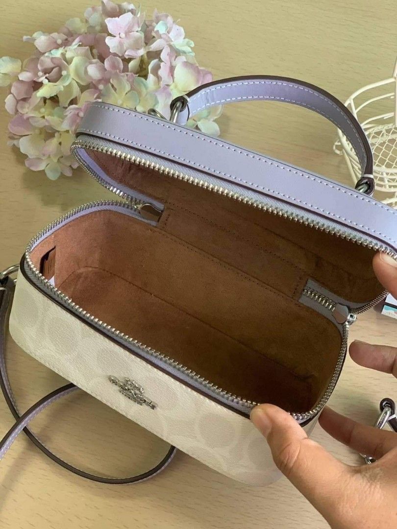 Coach Train Case Crossbody In Signature Canvas, Women's Fashion, Bags ...