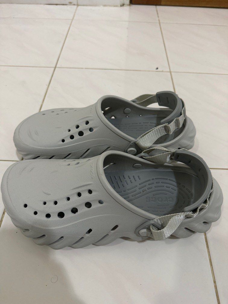 Crocs Echo Clogs, Men's Fashion, Footwear, Flipflops and Slides on ...