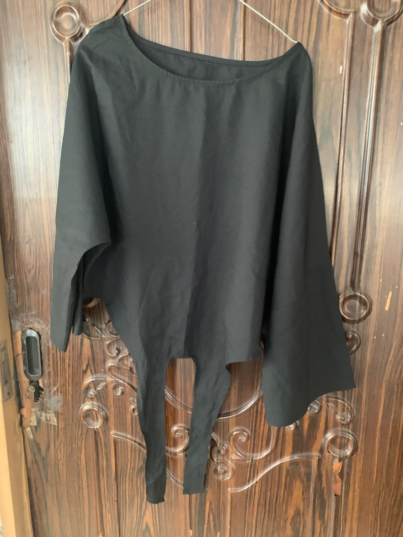 Crop top hitam asimetris ootd able murah dan cantik, Fesyen Wanita ...