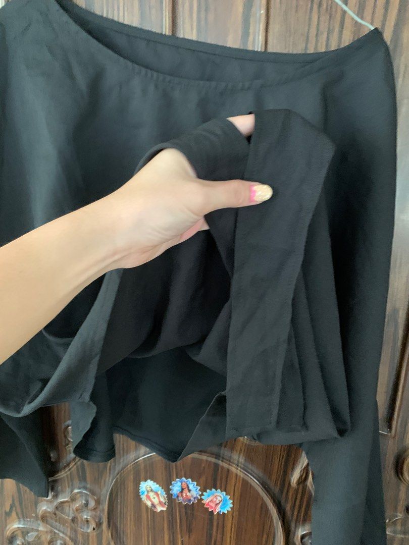 Crop top hitam asimetris ootd able murah dan cantik, Fesyen Wanita ...
