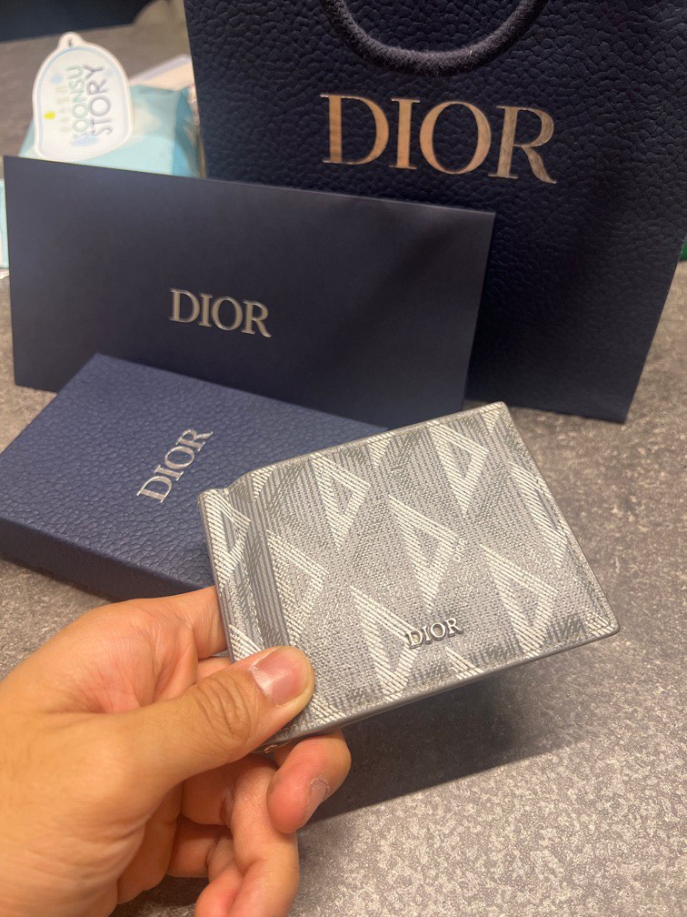 Dior compact card holder - Moneyclip, Luxury, Bags & Wallets on Carousell