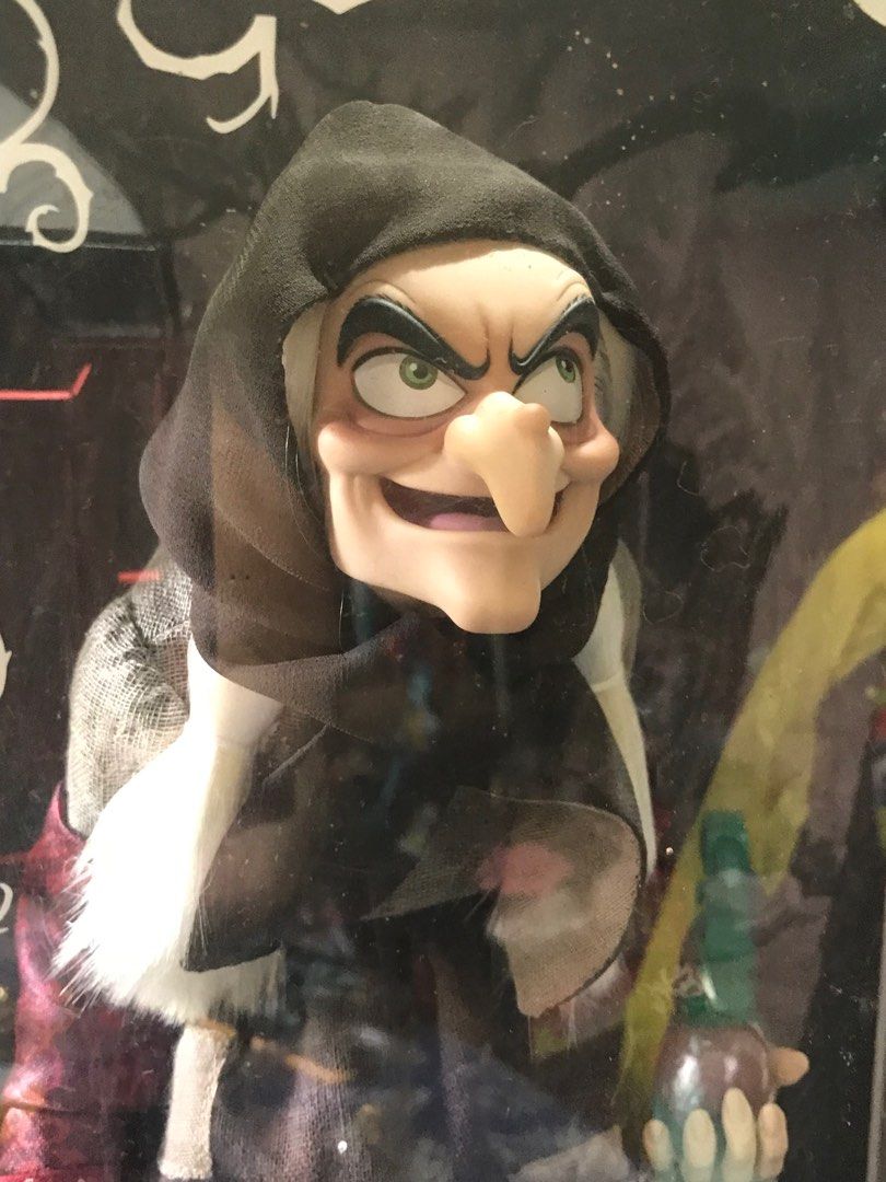 Disney Limited Edition Doll D23 Old Hag / Snow White on Carousell