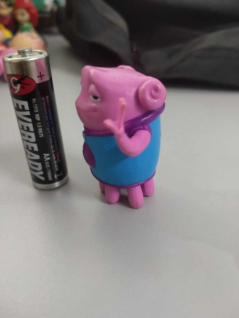 Dreamworks home figure, Hobbies & Toys, Toys & Games on Carousell