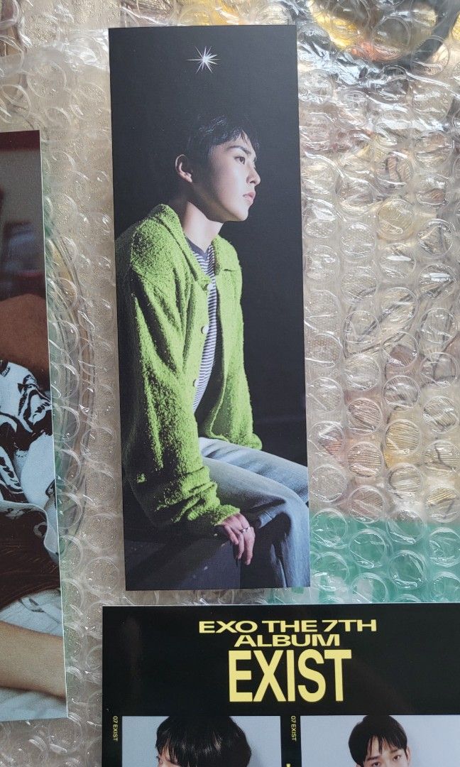 EXO EXIST PHOTOBOOK VERSION O, Hobbies & Toys, Collectibles ...