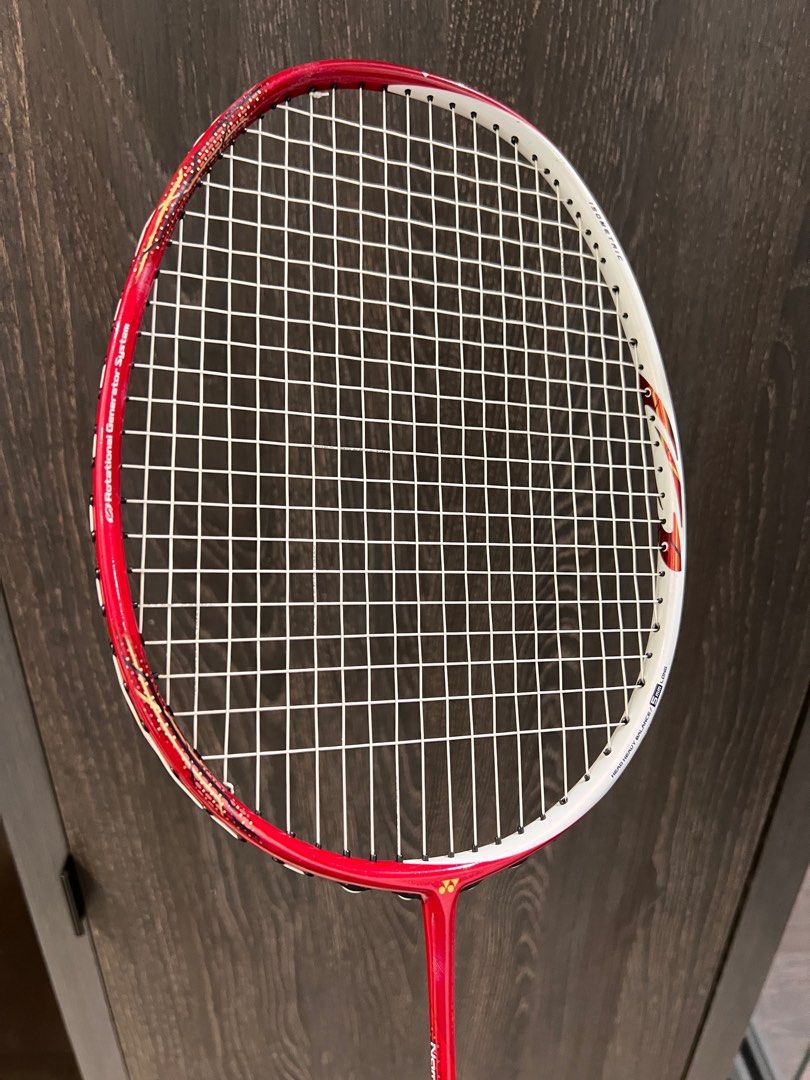 Flash sale! Selling Yonex Astrox 88S Skill, Sports Equipment, Sports ...