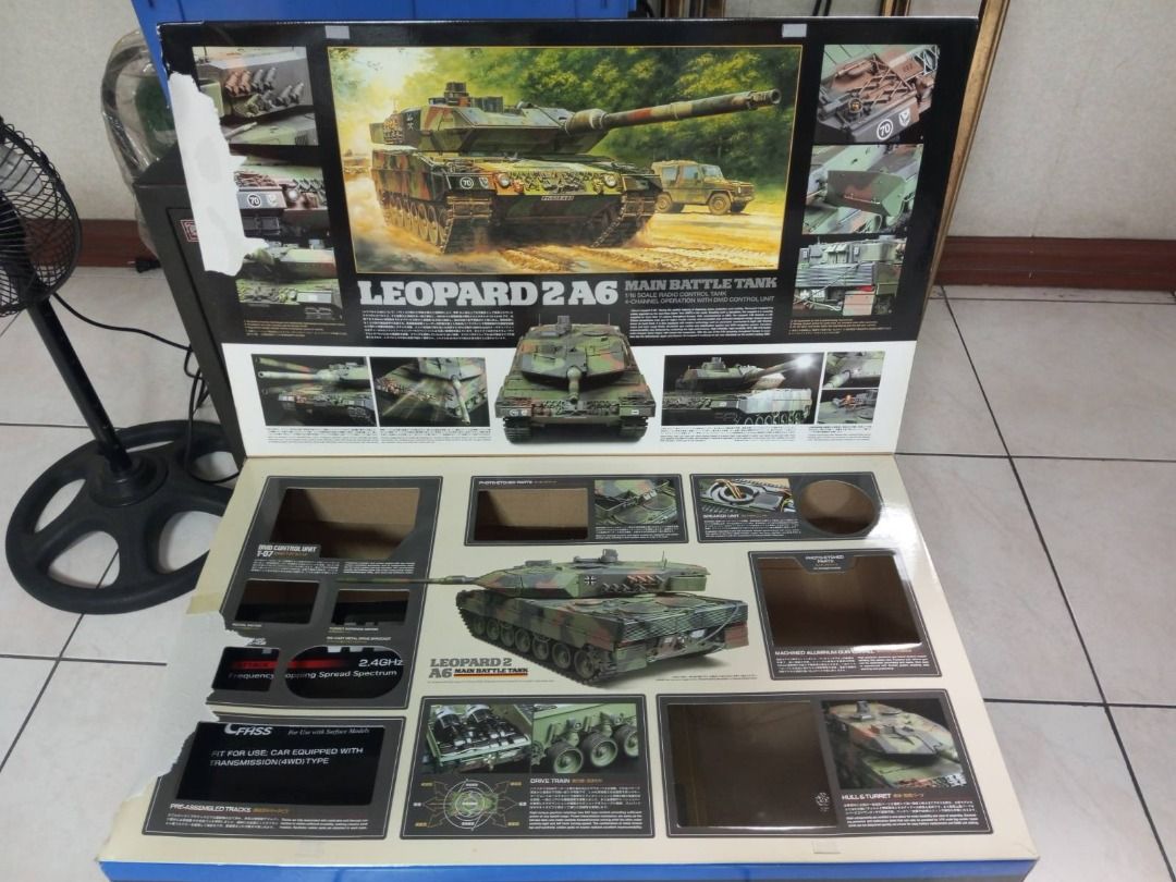 For sale Tamiya RC 1/16 Leopard 2A6 & RC Tank "King Tiger No. 3888" 1: ...