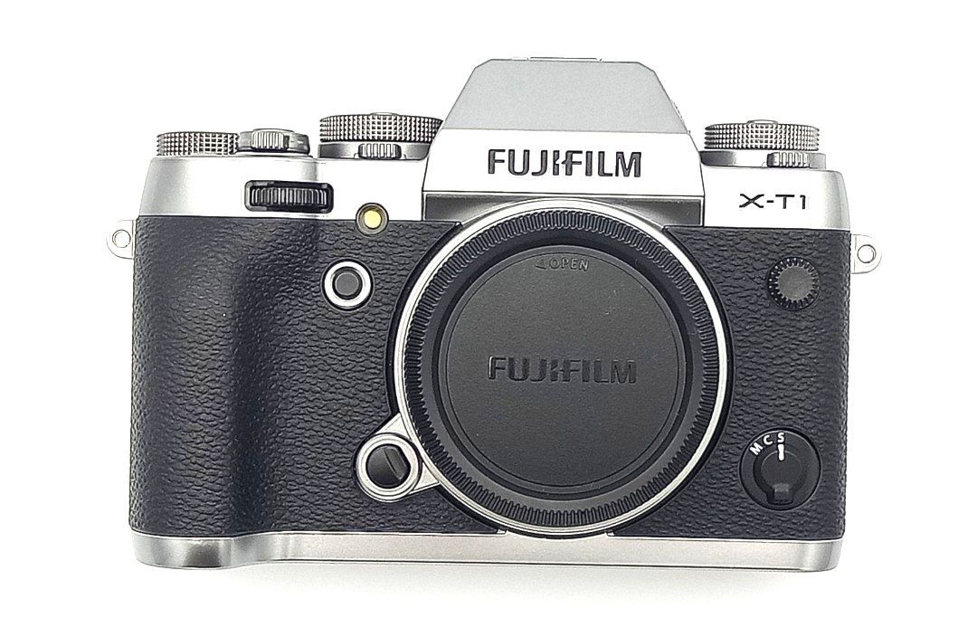 Fujifilm XT1 chrome, Photography, Cameras on Carousell