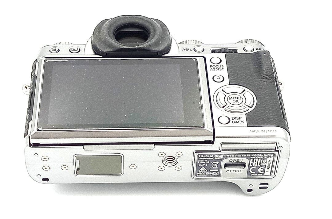 Fujifilm XT1 chrome, Photography, Cameras on Carousell