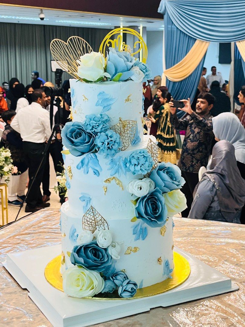 Halal cake/eggless cake/wedding cake/ birthday cake/engagement cake ...