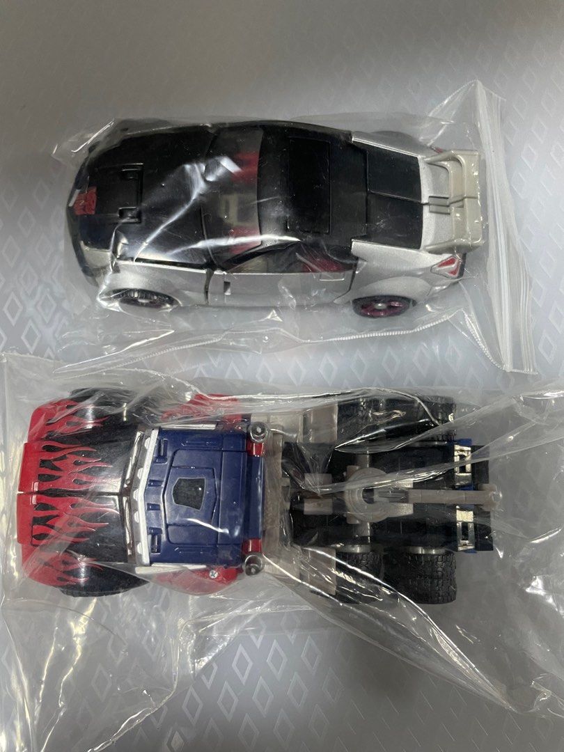 Hasbro Transformers CHUG Laser Prime/Streak, Hobbies & Toys, Toys ...