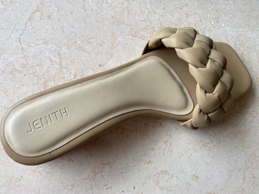 Jenith nude low heel, Women's Fashion, Footwear, Heels on Carousell