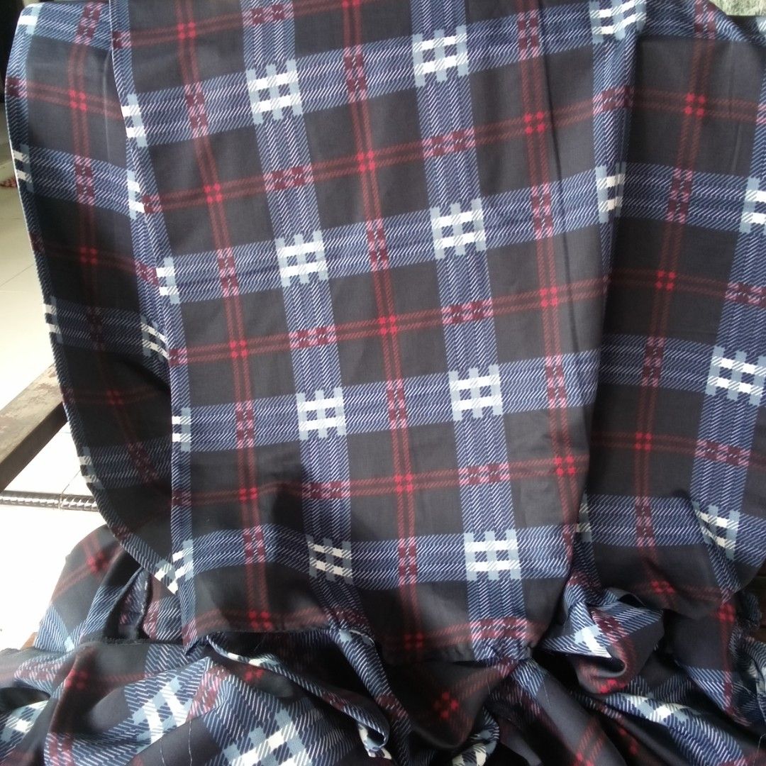 Kain Kotak Kotak Biru Dongker On Carousell