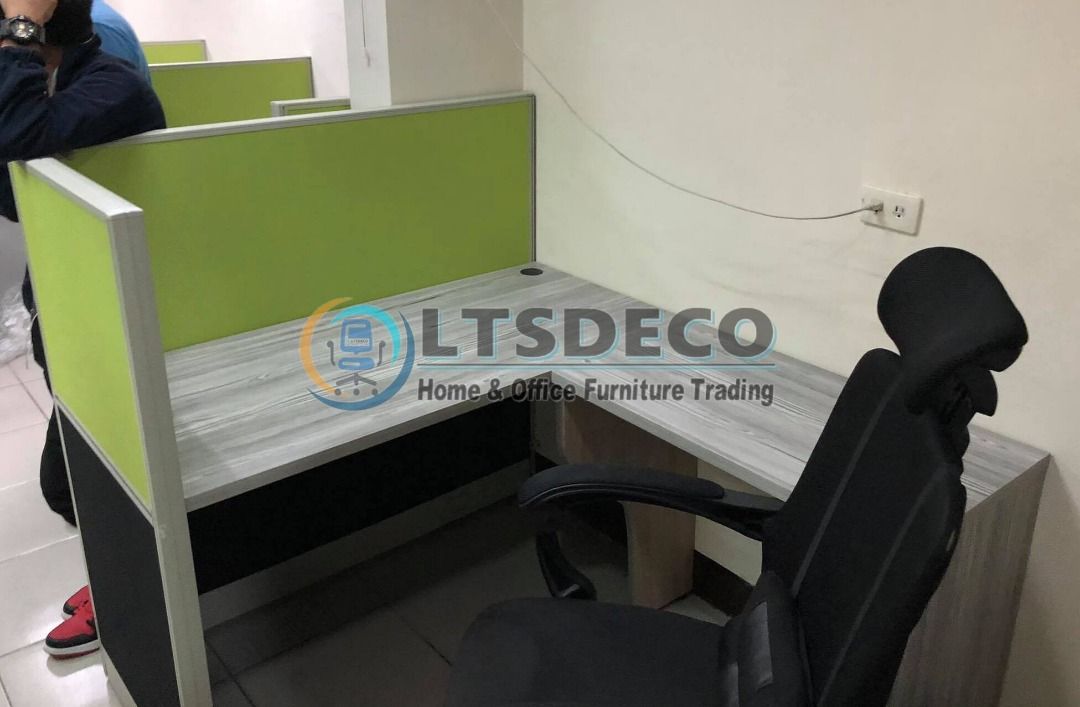 L TYPE WORKSTATION CUBICLE OFFICE FURNITURE AND PARTITION, Furniture ...