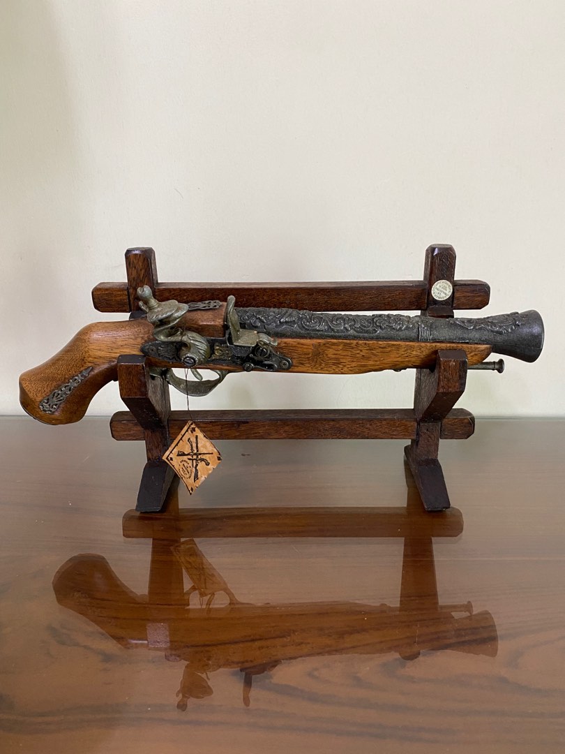 La Balestra, Hobbies & Toys, Memorabilia & Collectibles, Vintage ...