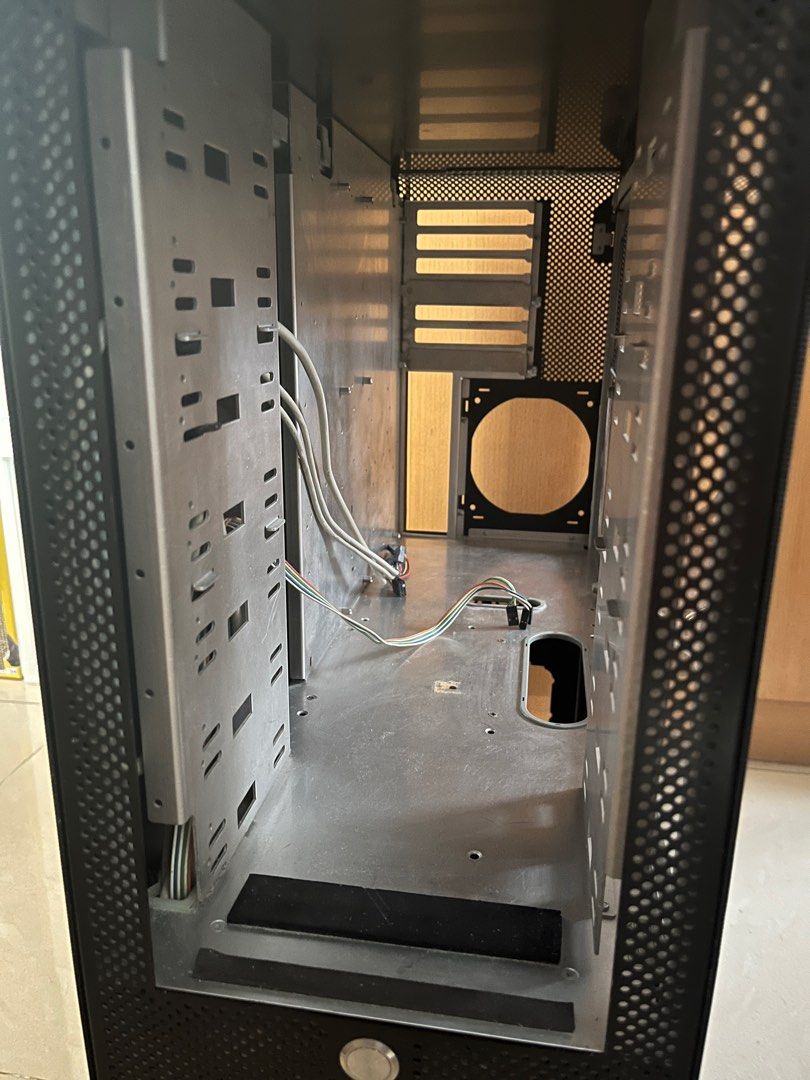 Lian Li full tower PC-V2000 Plus black aluminium case鐵鋁機箱, 電腦＆科技, 桌上電腦 ...