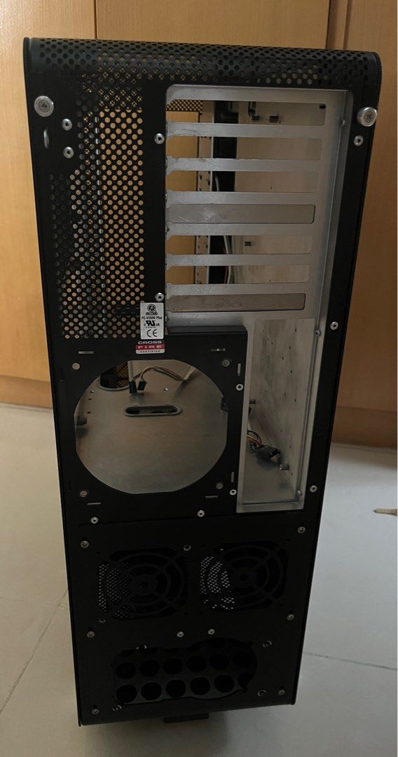 Lian Li full tower PC-V2000 Plus black aluminium case鐵鋁機箱, 電腦＆科技, 桌上電腦 ...