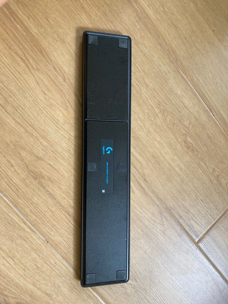 LOGITECH G513 KEYBOARD PALMREST, 手提電話, 其他裝置 - Carousell