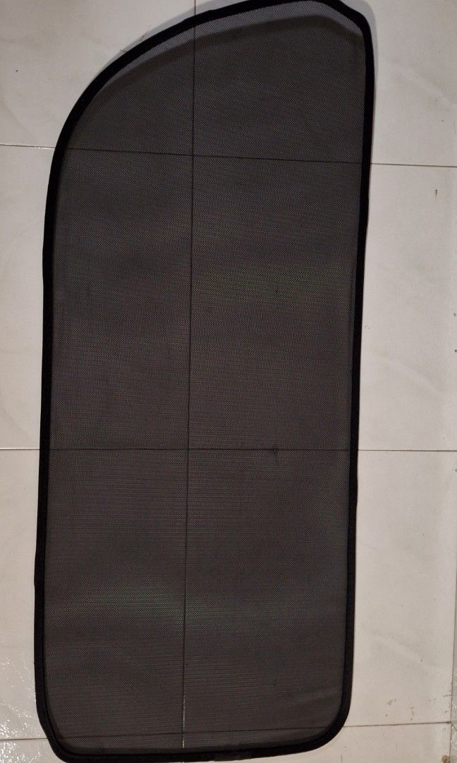 MAGNETIC HI-ACE SUNSHADE (without clip), Car Accessories, Accessories ...
