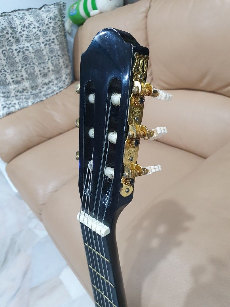 Martinet Classical Guitar 3/4 Size, Hobbies & Toys, Music & Media ...