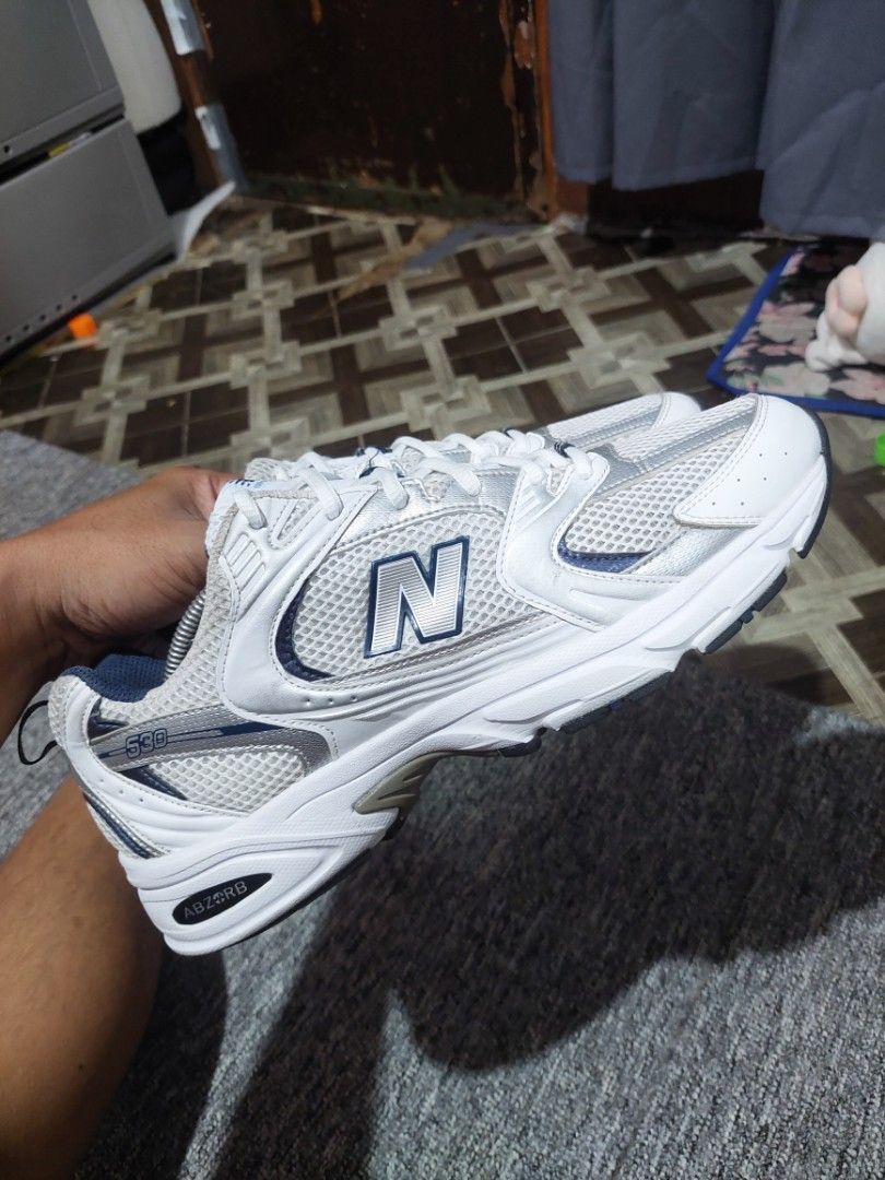 Nb 530 white mettalic blue on Carousell