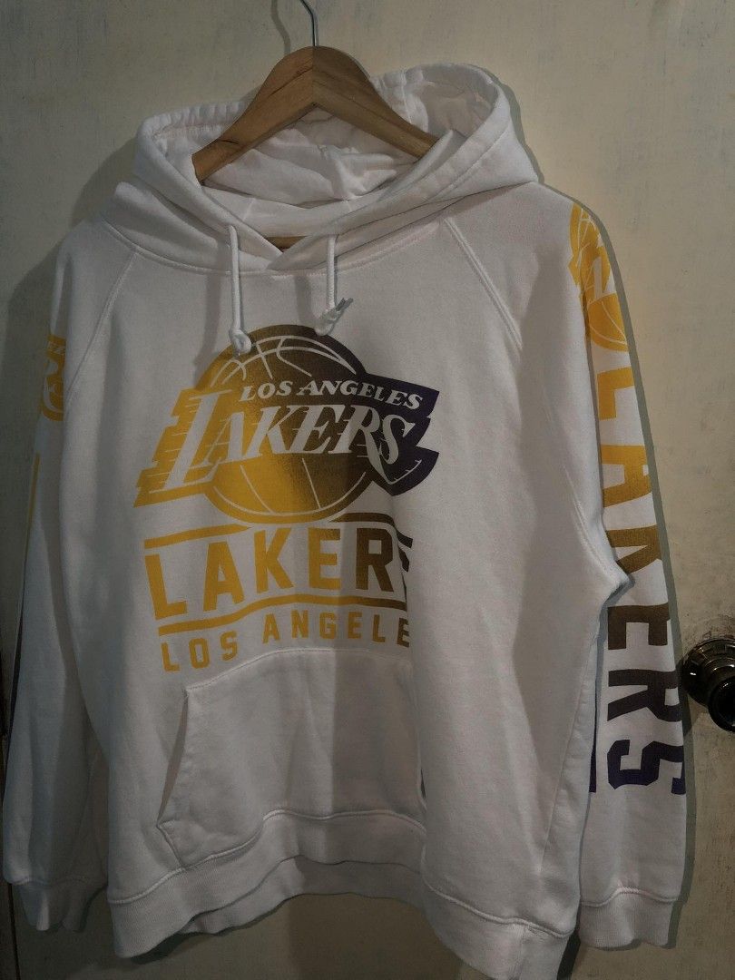 NBA UNK L.A LAKERS HOODIE, Men's Fashion, Tops & Sets, Hoodies on Carousell