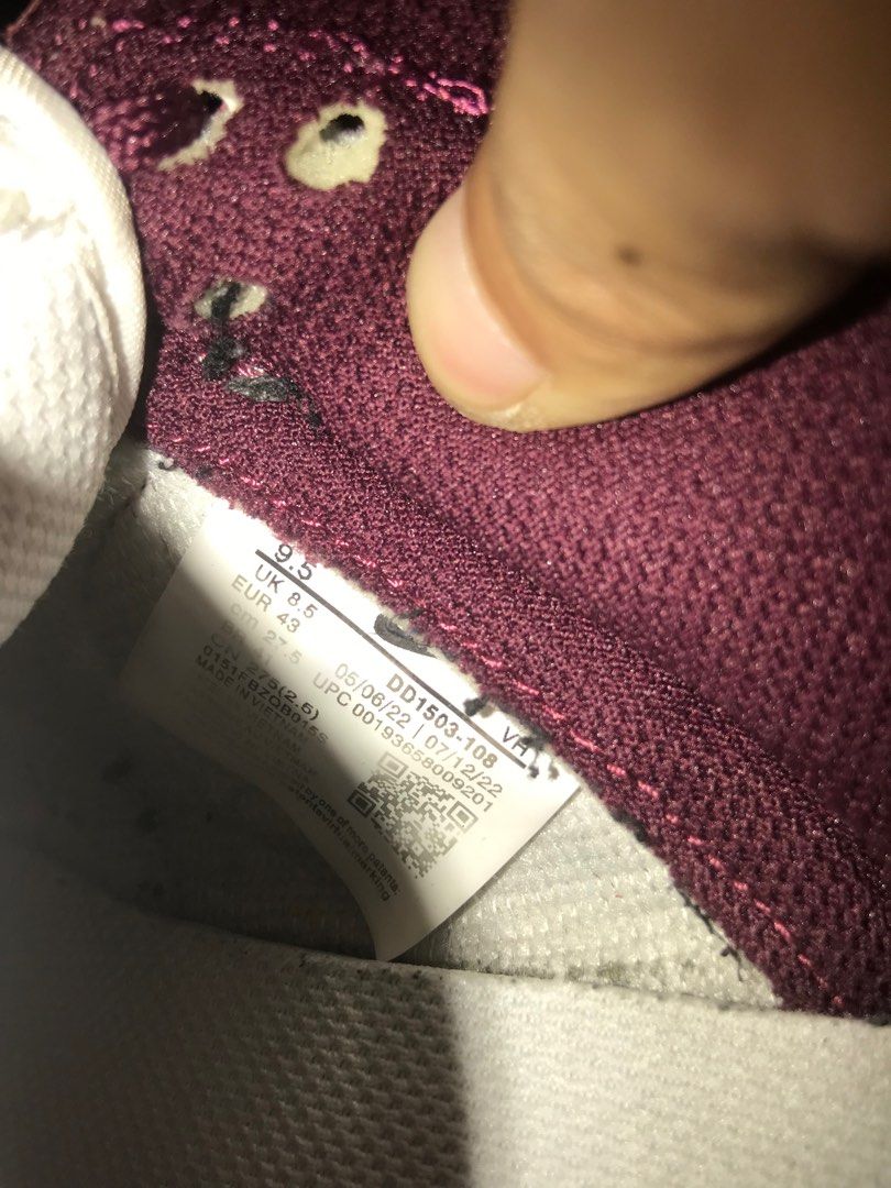 NIKE DUNK LOW BORDEAUX WINE, Men's Fashion, Footwear, Sneakers on Carousell