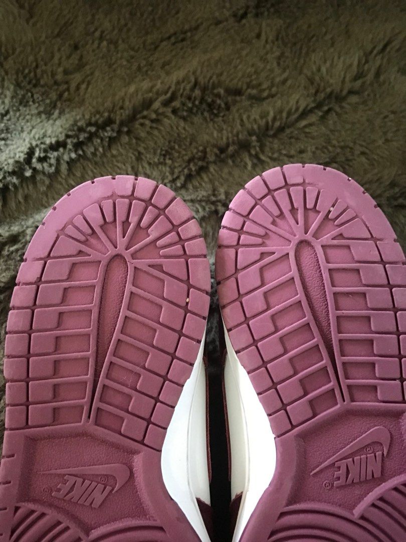 NIKE DUNK LOW BORDEAUX WINE, Men's Fashion, Footwear, Sneakers on Carousell
