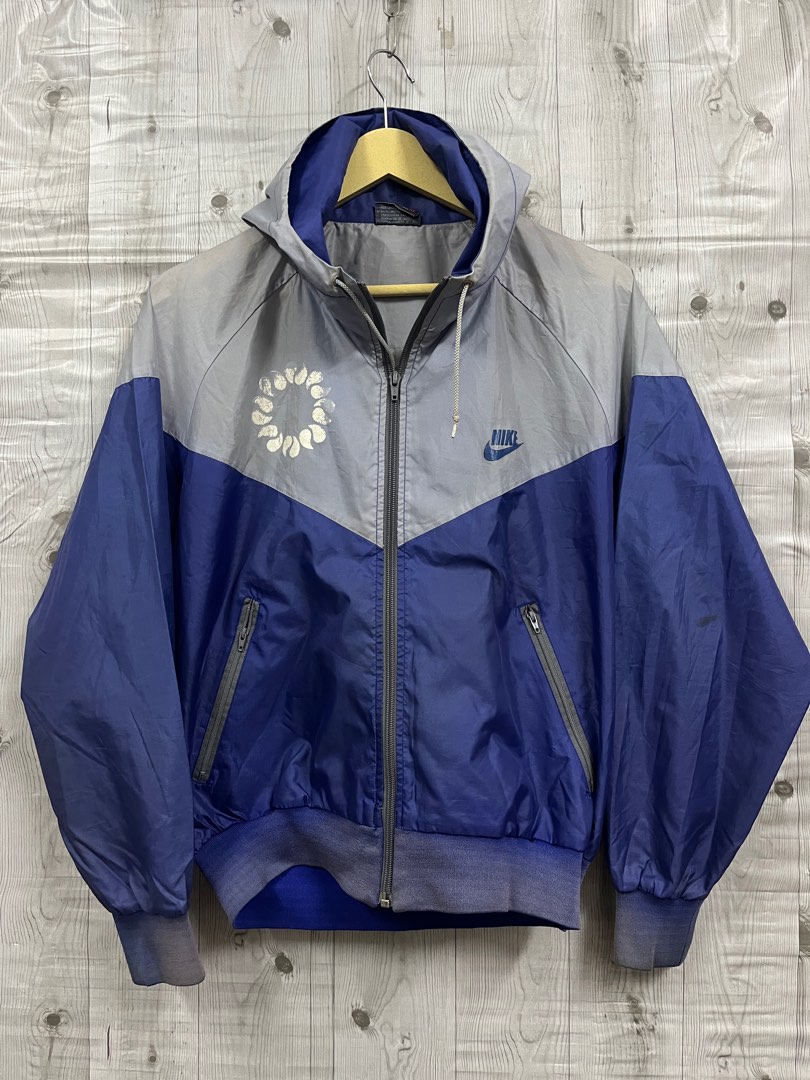 Nike Pinwheels Japan Vintage 1980s, Men's Fashion, Tops & Sets, Hoodies ...